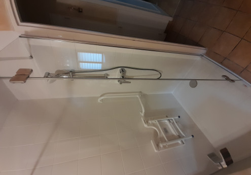 Création d’une douche PMR l HELP CONFORT MEAUX